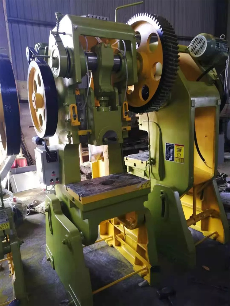 J23 /J21 40 ton Die Punch Press Machine Mechanical Power Punching ...